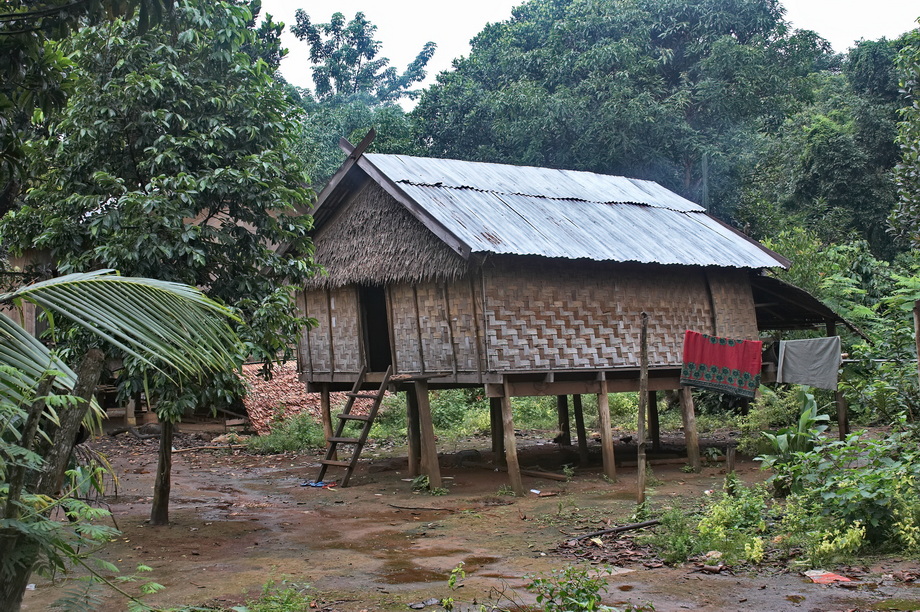 Humans World | Kreung People