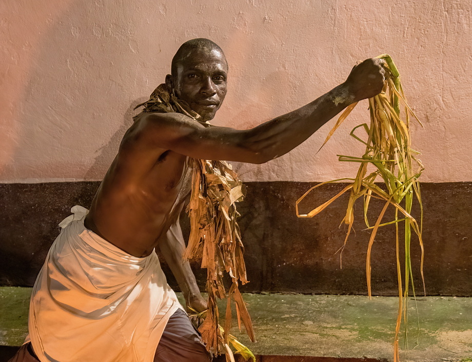 Humans World | Benga People