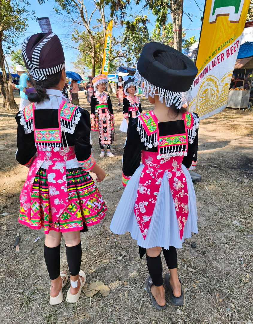 Humans World | Hmong People