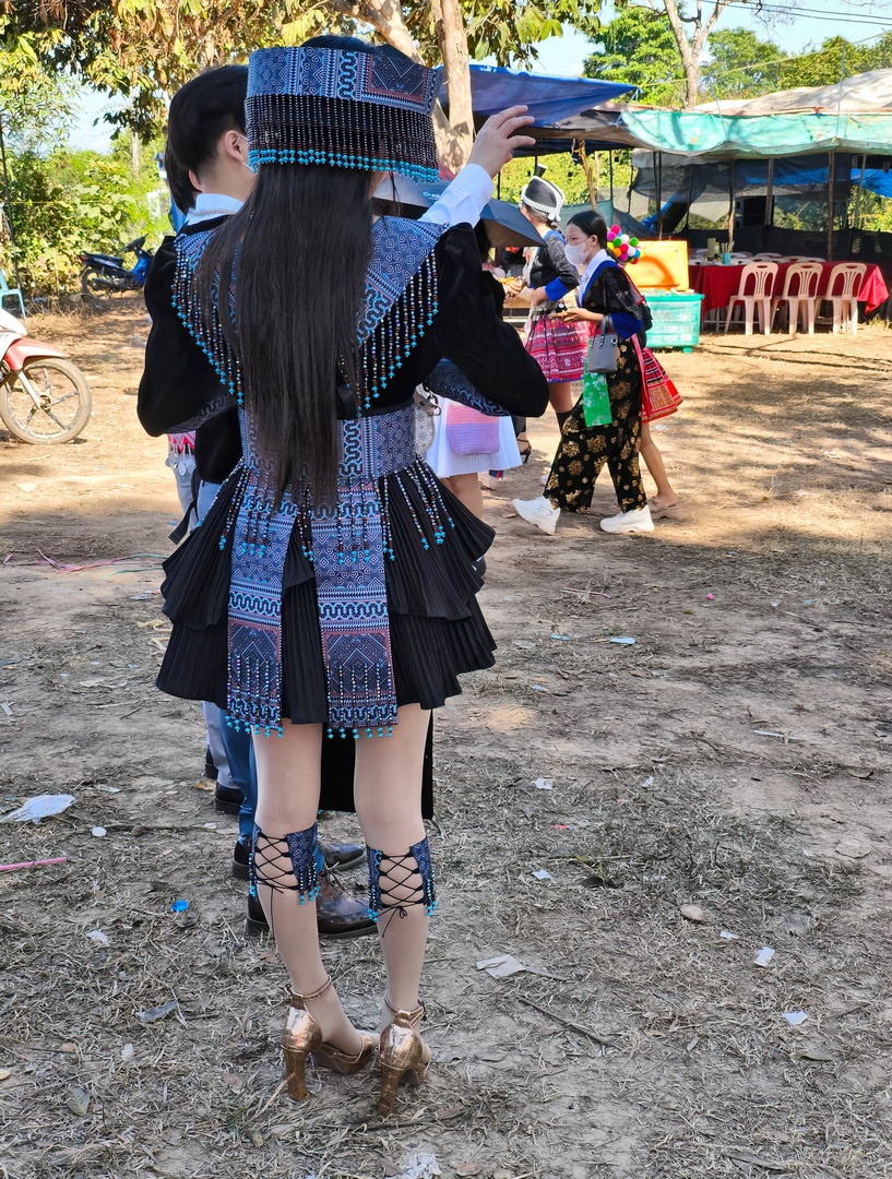 Humans World | Hmong People