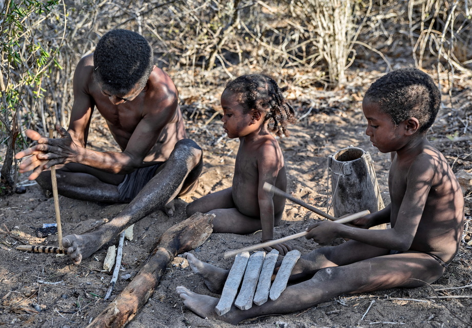 Humans World | Mikea People