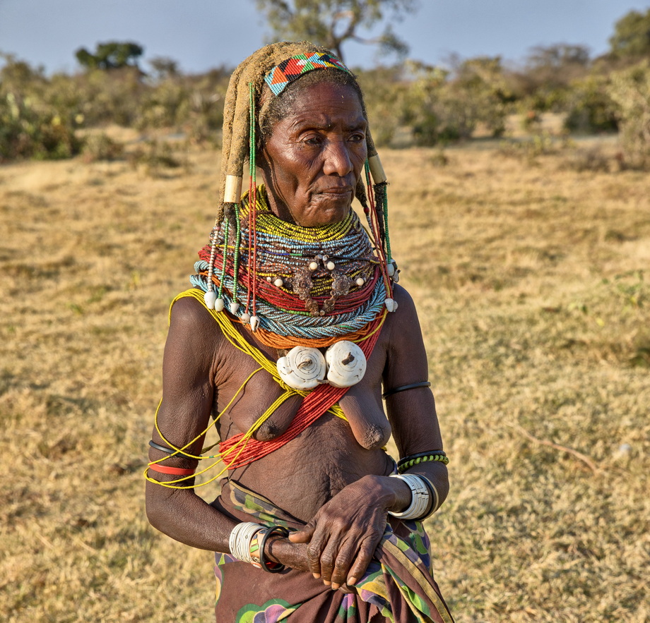 Humans World | Muila People