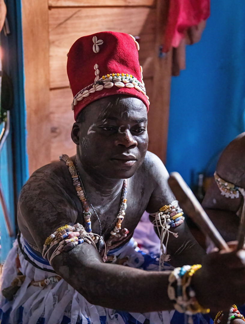 Humans World | Komian Rituals