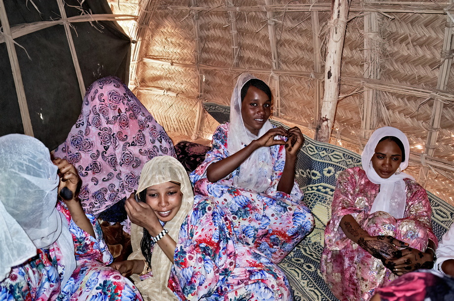 Humans World | Toubou People