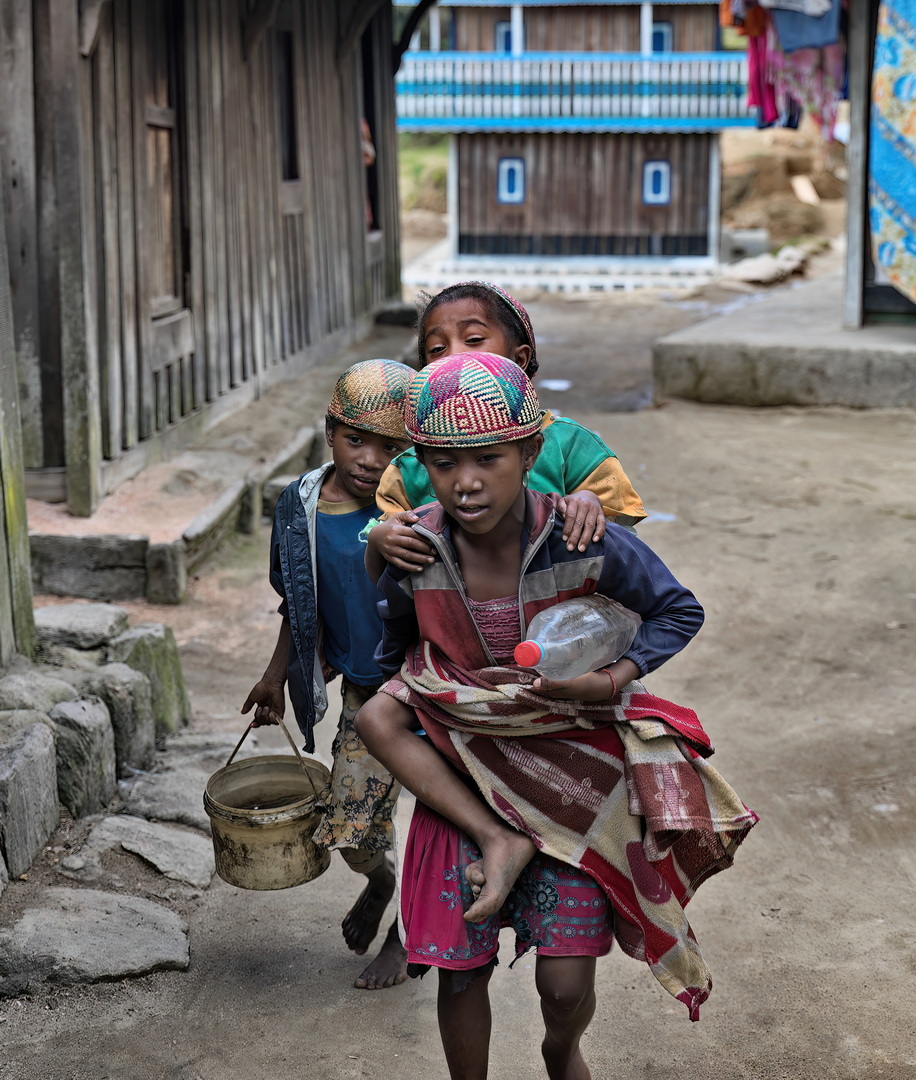 Humans World | Zafimaniry People